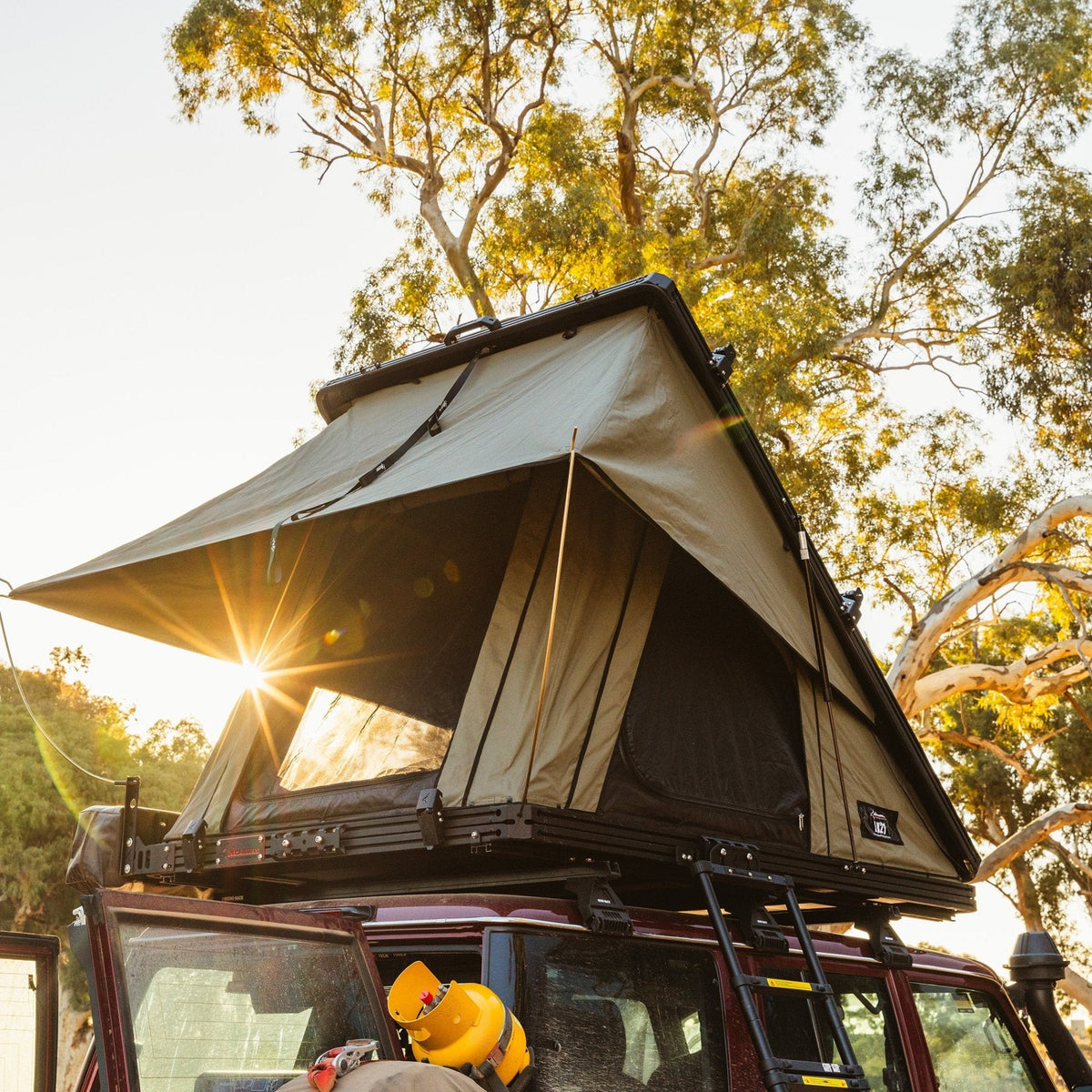 Toyota HiLux – The Bush Company