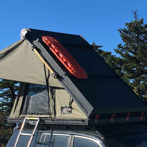 AX27 Clamshell Rooftop Tent | Heavy-Duty Hard Shell RTT Australia – The ...
