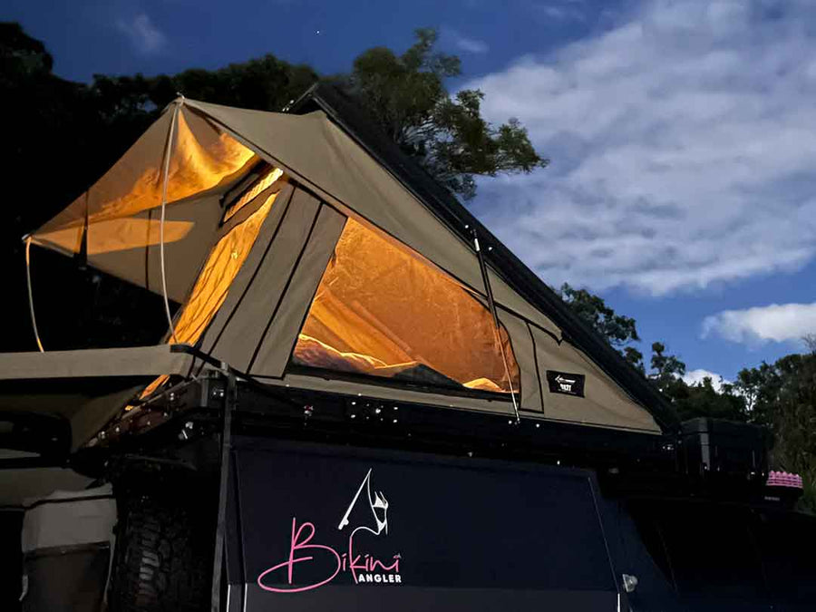 Clamshell Roof Top Tents – The Bush Company
